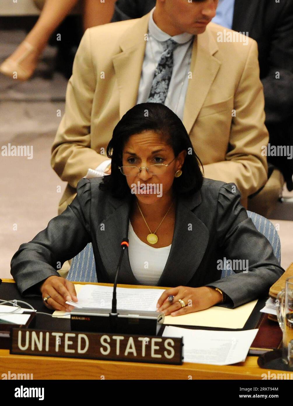 Council meting syria hi-res stock photography and images - Alamy