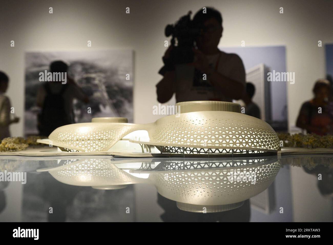 Cheng taining hi-res stock photography and images - Alamy