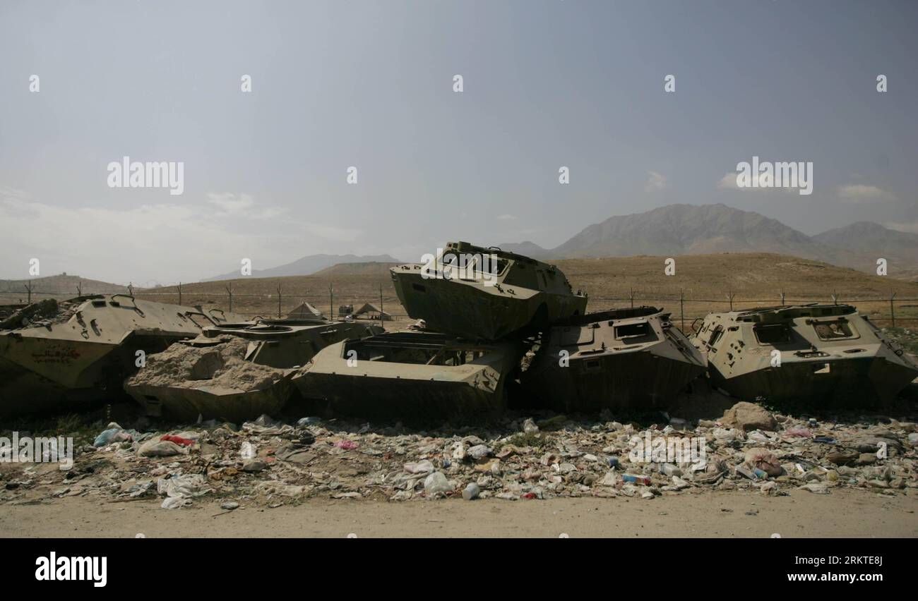 Zerstörte panzer hi-res stock photography and images - Alamy