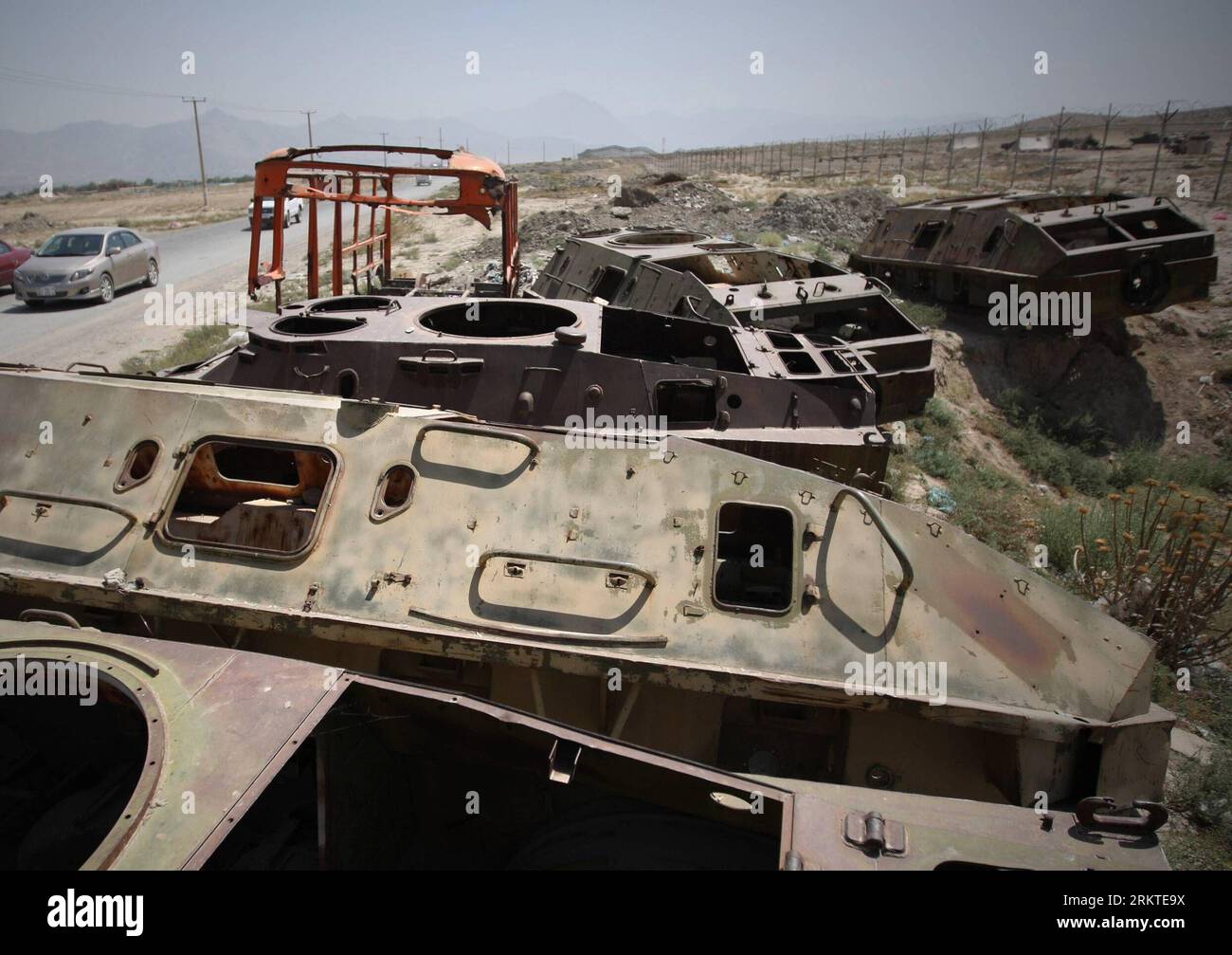 Zerstörte panzer hi-res stock photography and images - Alamy