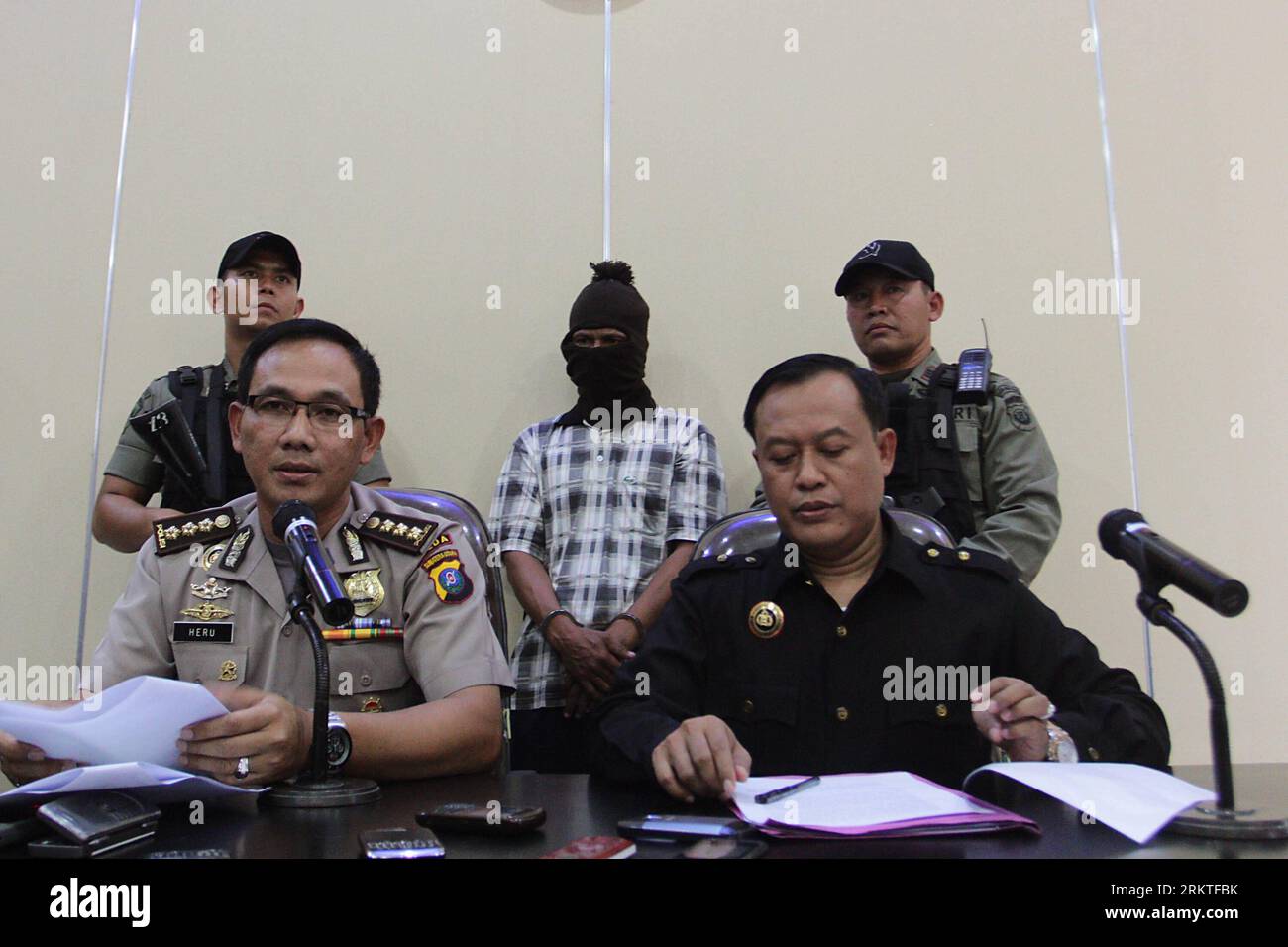 Rizaldi hi-res stock photography and images - Alamy