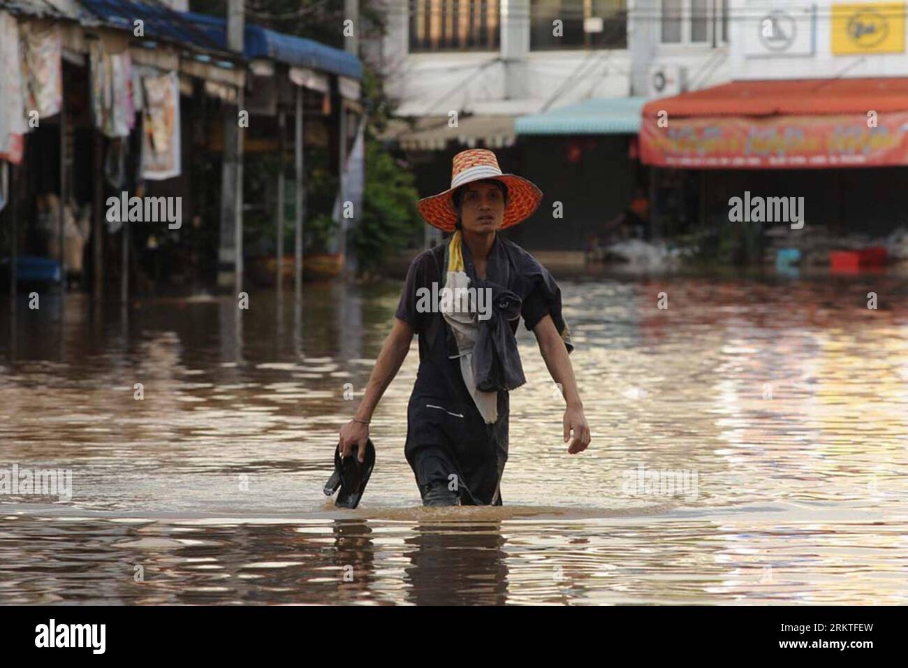 Receding floodwater hi-res stock photography and images - Alamy