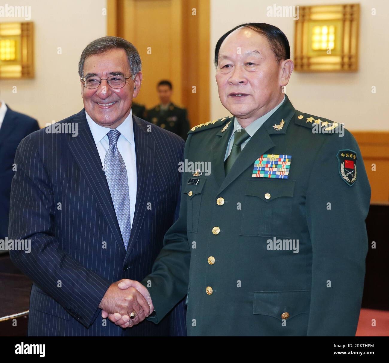 Liang león hi-res stock photography and images - Alamy