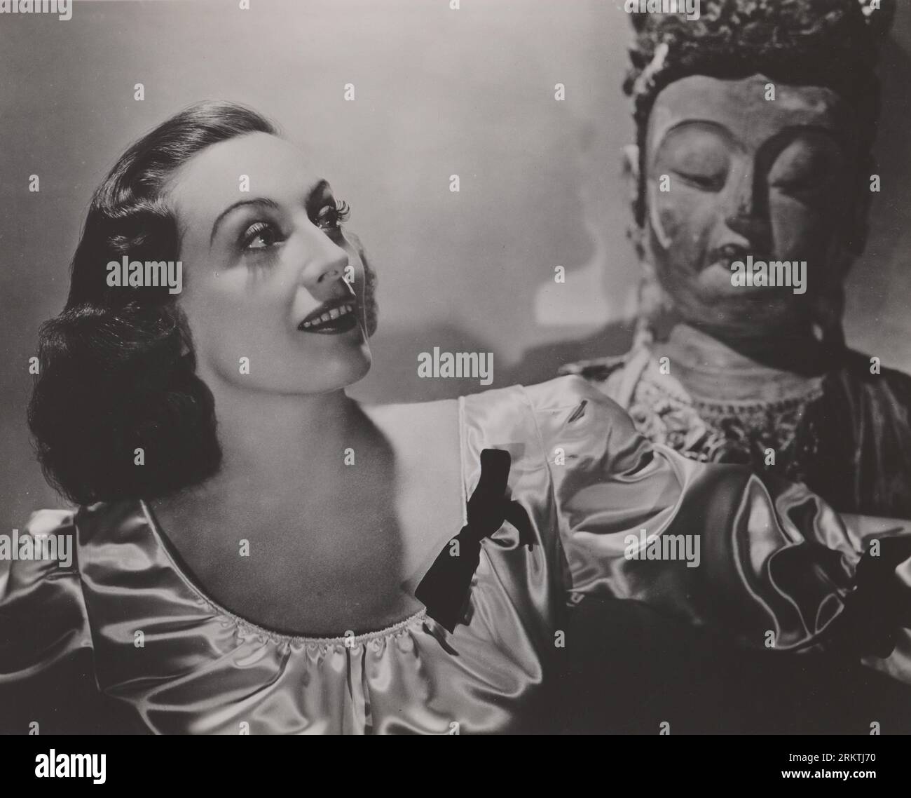 Joan Crawford MGM Star BW Portrait Hollywood Posing With Buddha 1920s ...