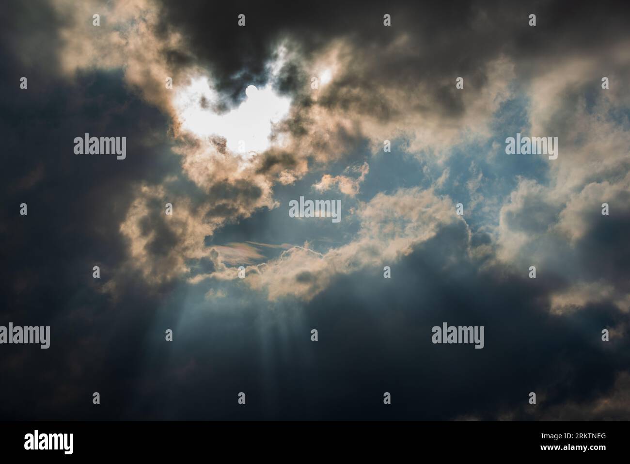 Changing clouds hi-res stock photography and images - Alamy