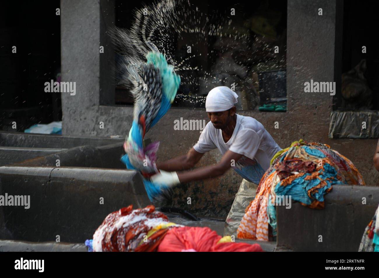 Indian washerman hi-res stock photography and images - Alamy