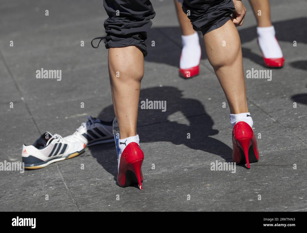 Calf muscles hi-res stock photography and images - Alamy