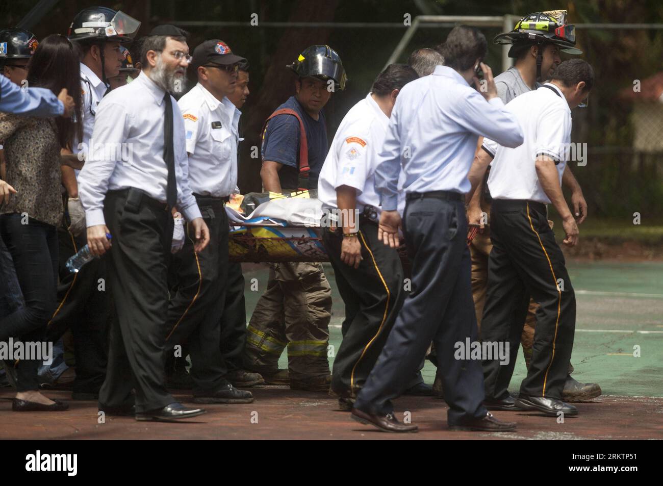 Unfall crash failure hi-res stock photography and images - Alamy