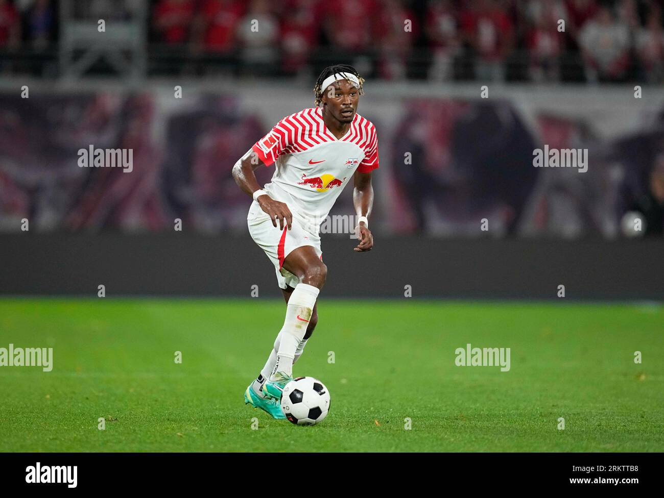 August 26 2023: Mohamed Simakan (RB Leipzig) controls the ball during a ...