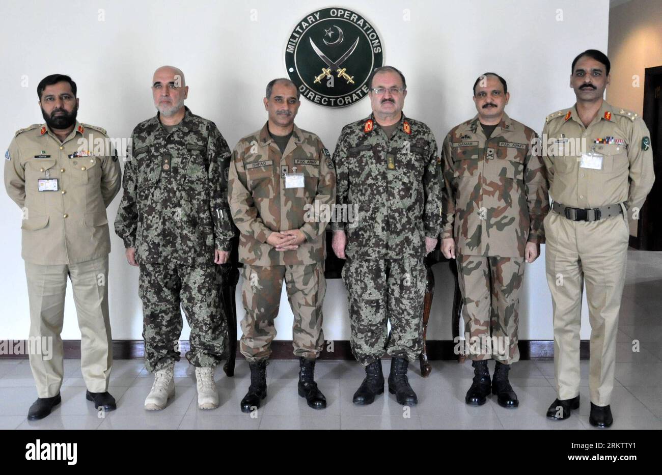 Officers posing hi-res stock photography and images - Alamy