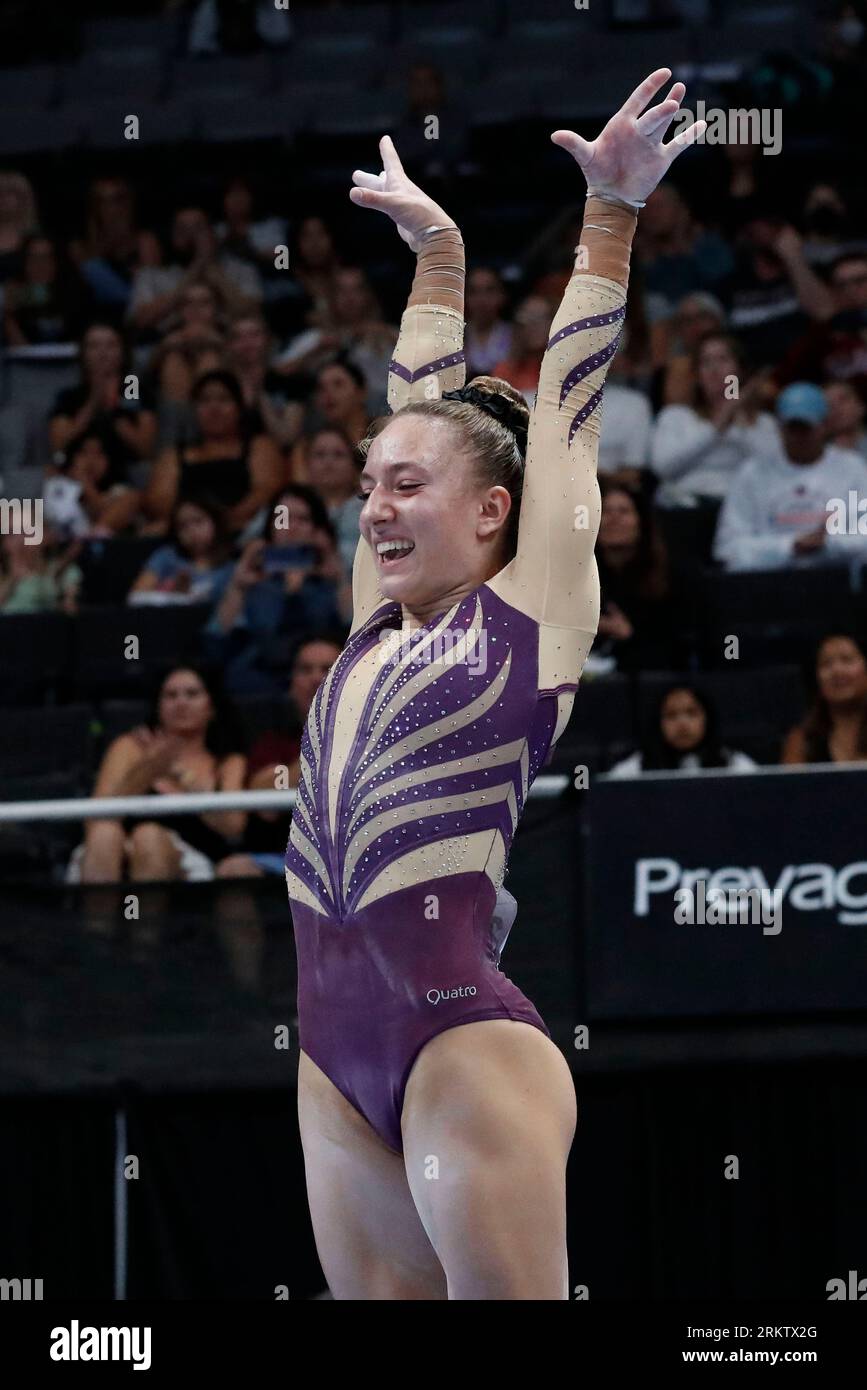 August 25, 2023, SAN JOSE, CALIFORNIA: Eveylynn Lowe (206) performs on ...