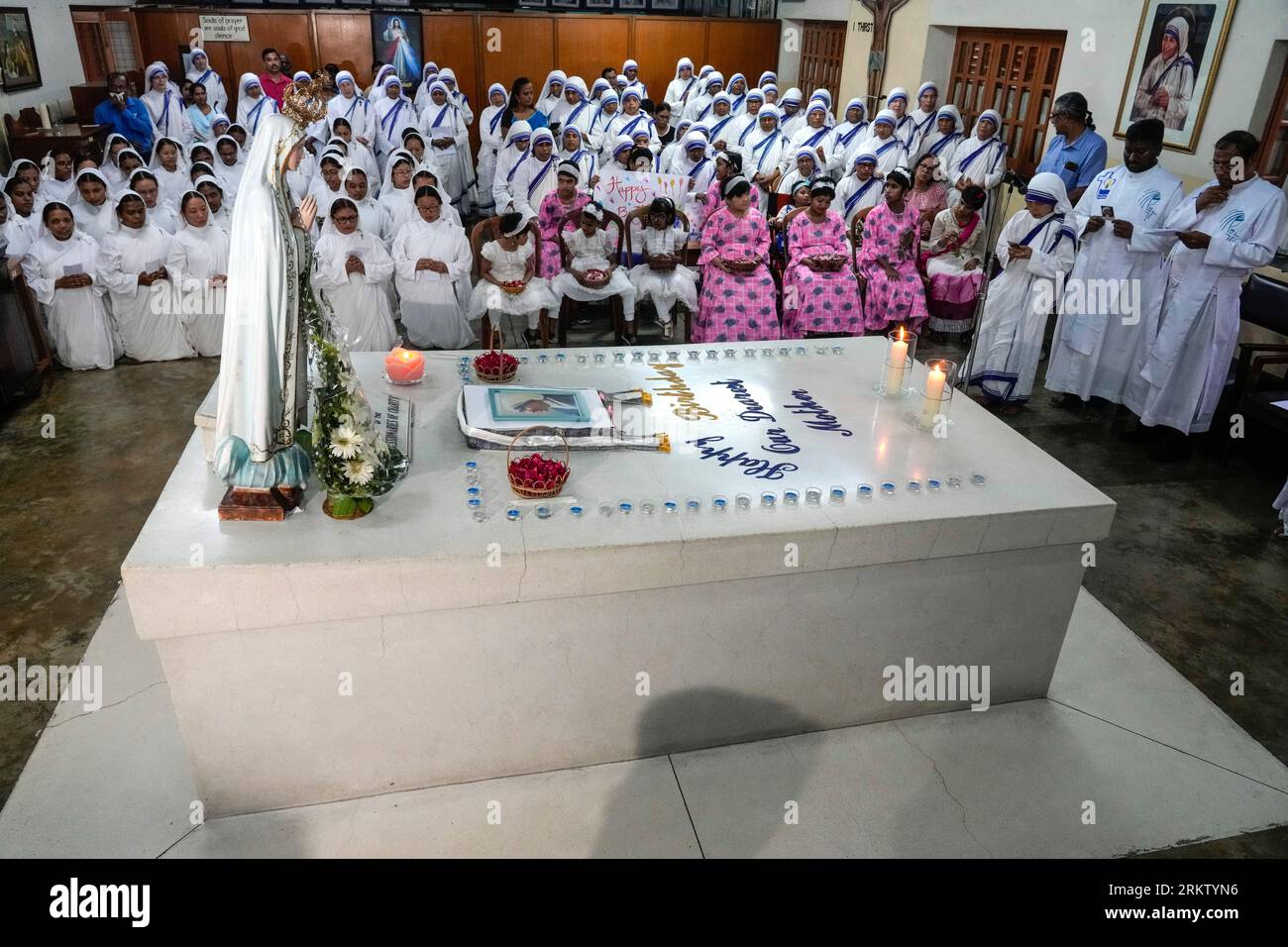 Catholic priests, sisters, nuns and children from the destitute homes ...