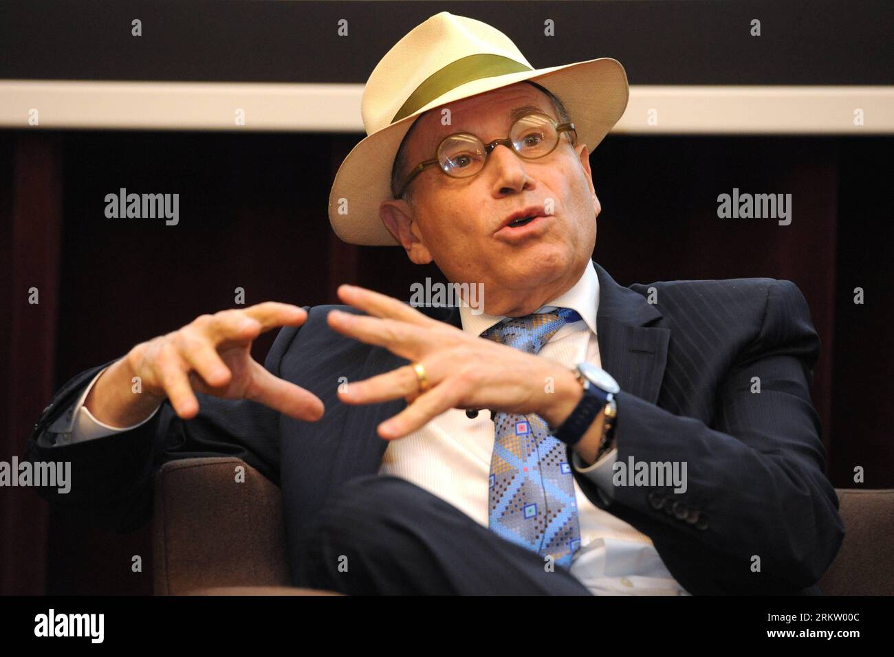 Richard sandor hi-res stock photography and images - Alamy