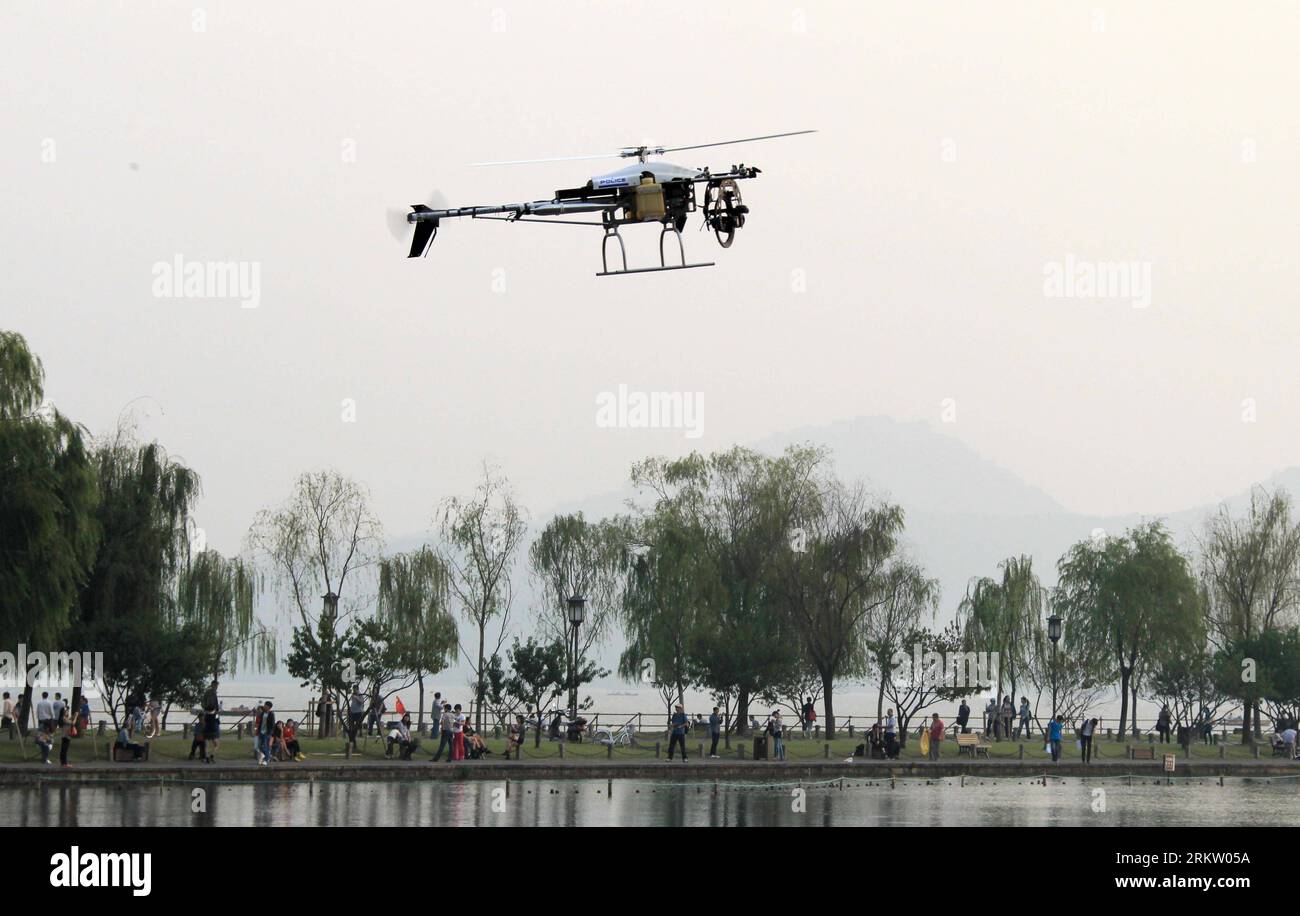 Minisize hi-res stock photography and images - Alamy