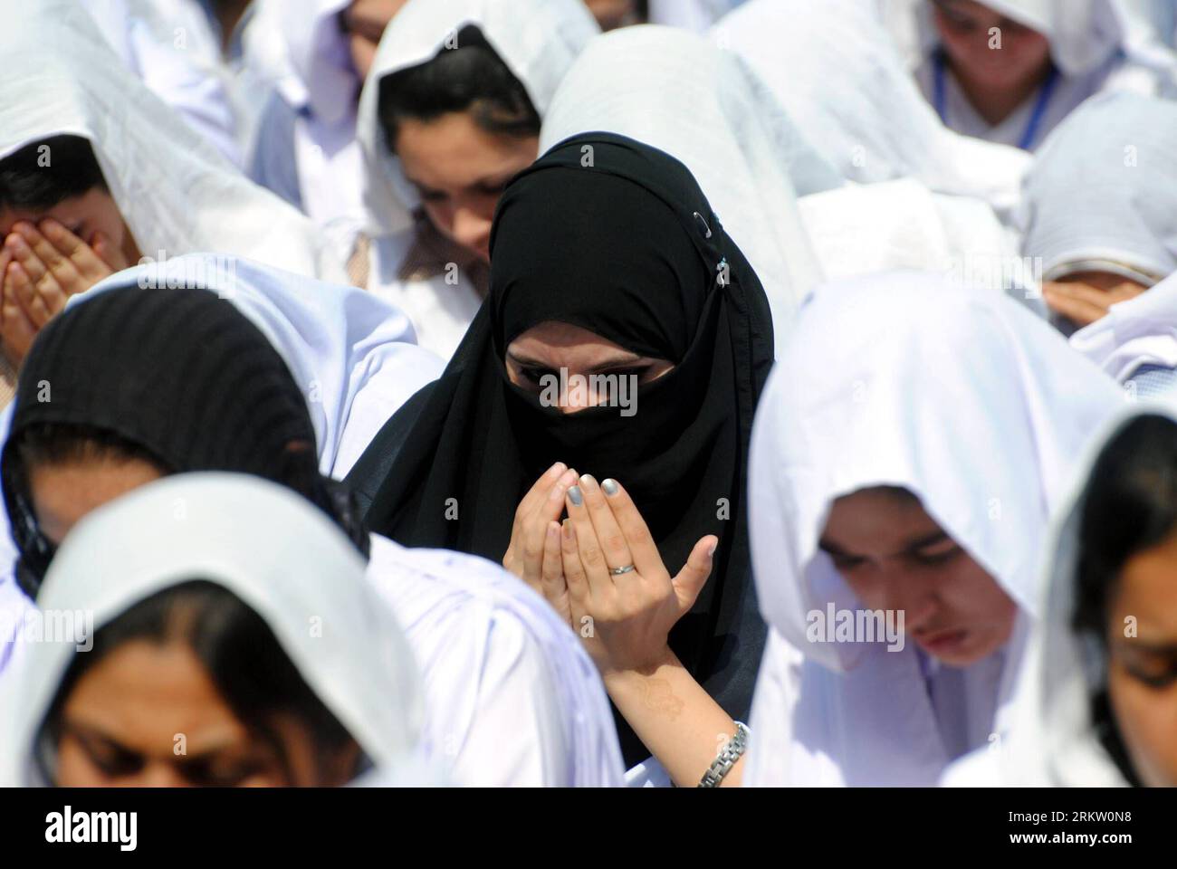 Malala yousafzai shot hi-res stock photography and images - Alamy