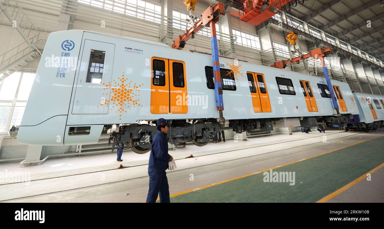 U bahn lift hi-res stock photography and images - Alamy