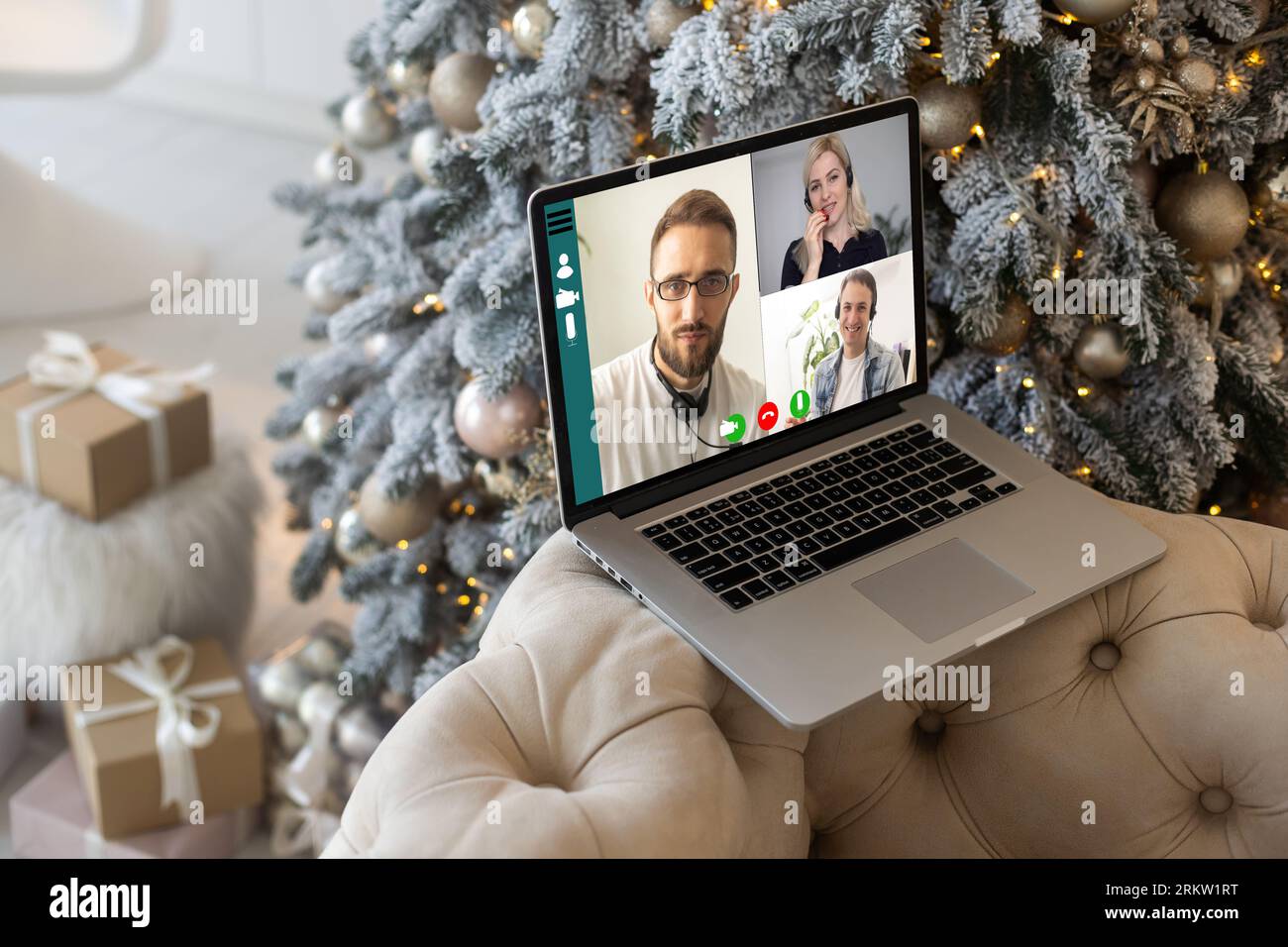 Woman on zoom call wine hi-res stock photography and images - Alamy
