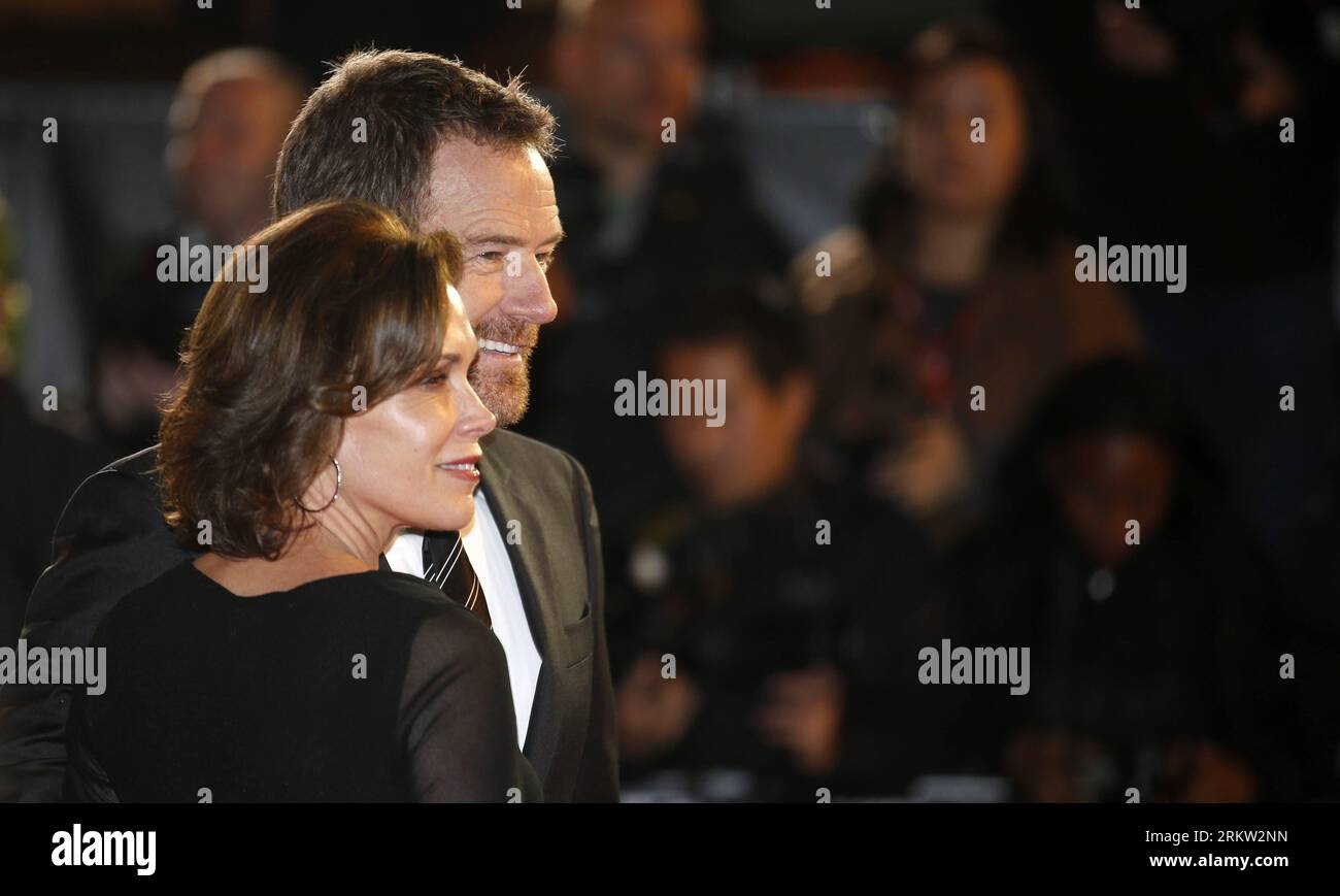 Actor bryan cranston robin dearden hi-res stock photography and images ...