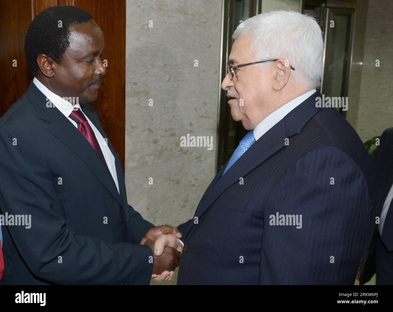 Vice president kalonzo musyoka hi-res stock photography and images - Alamy