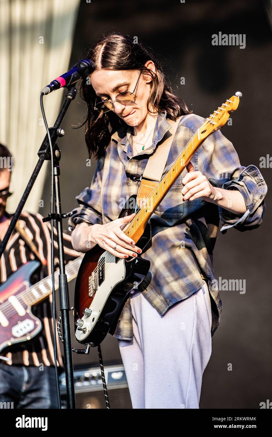 Hannah merrick hi-res stock photography and images - Alamy