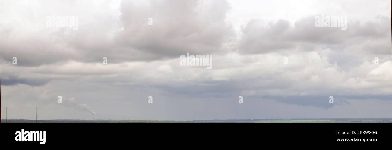 Air pollution photo heavy hi-res stock photography and images - Alamy