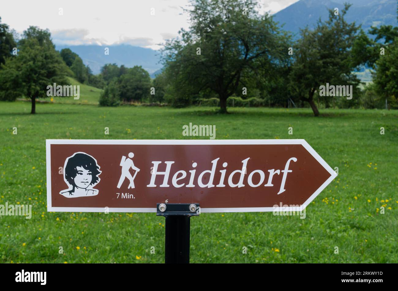 Cartoon wooden sign hi-res stock photography and images - Alamy