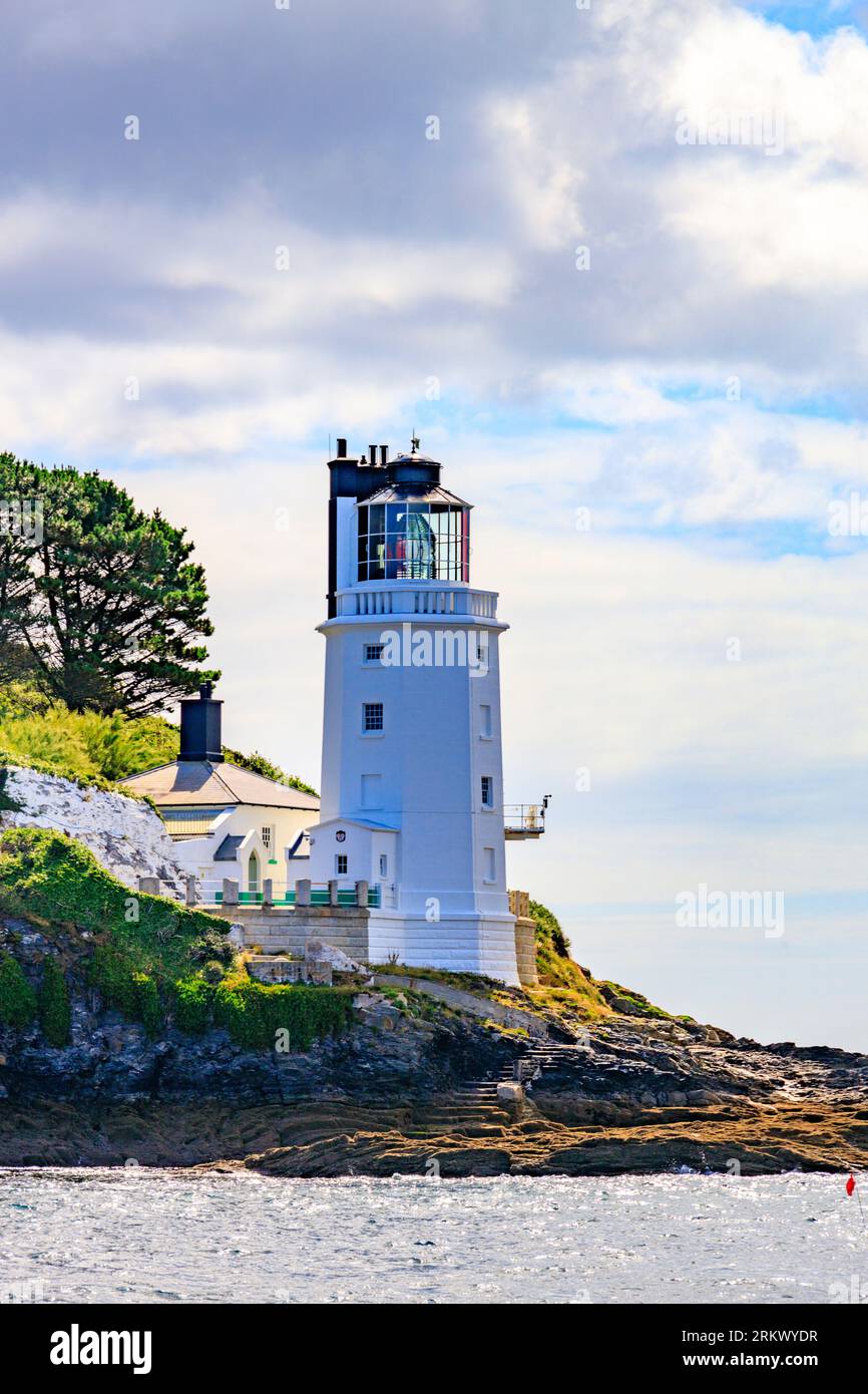 St Anthony's lighthouse guides vessels into Falmouth harbour from the ...