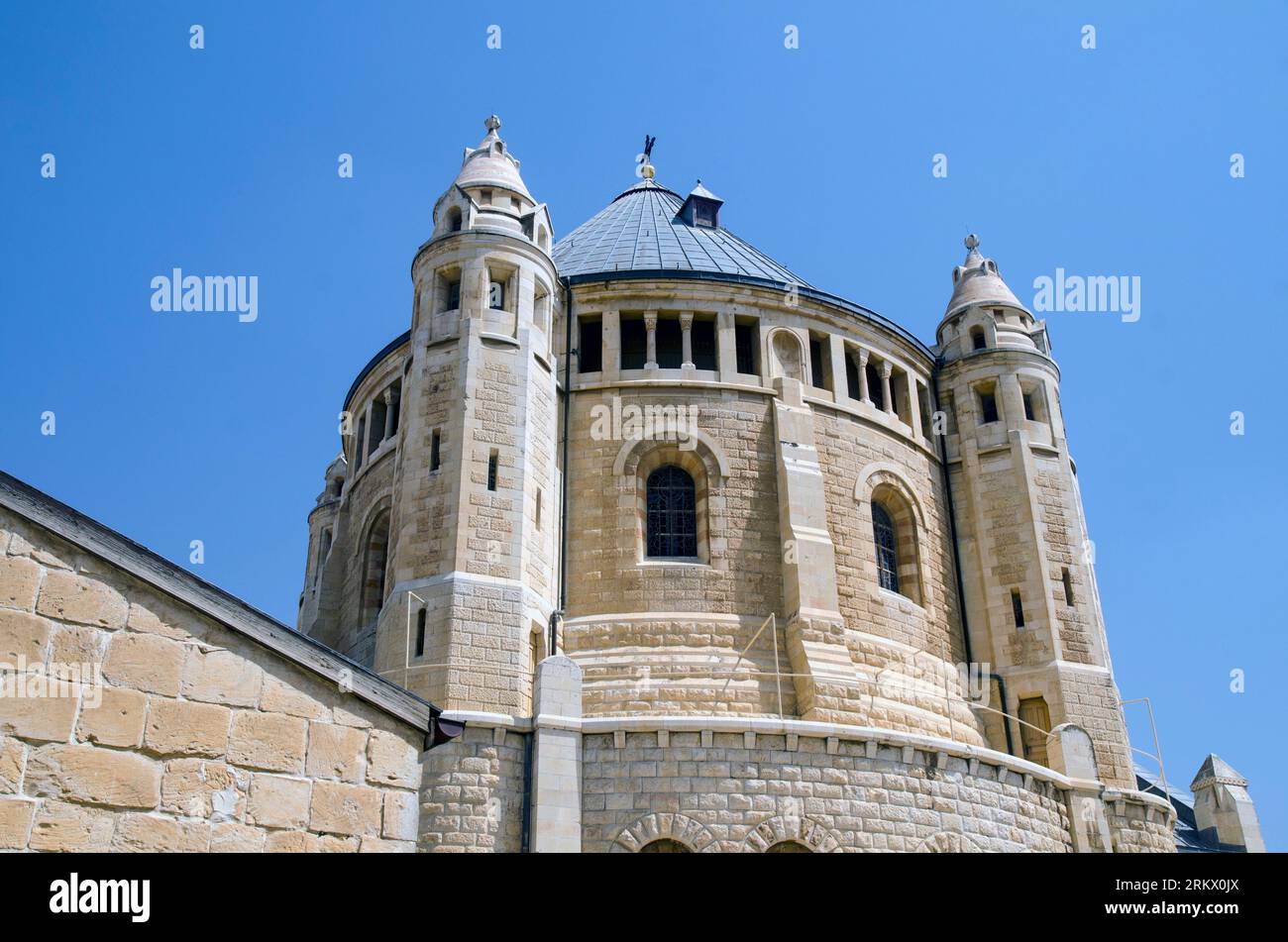 Ancient houses in Jerusalem. Castle and fortress in old Jerusalem ...