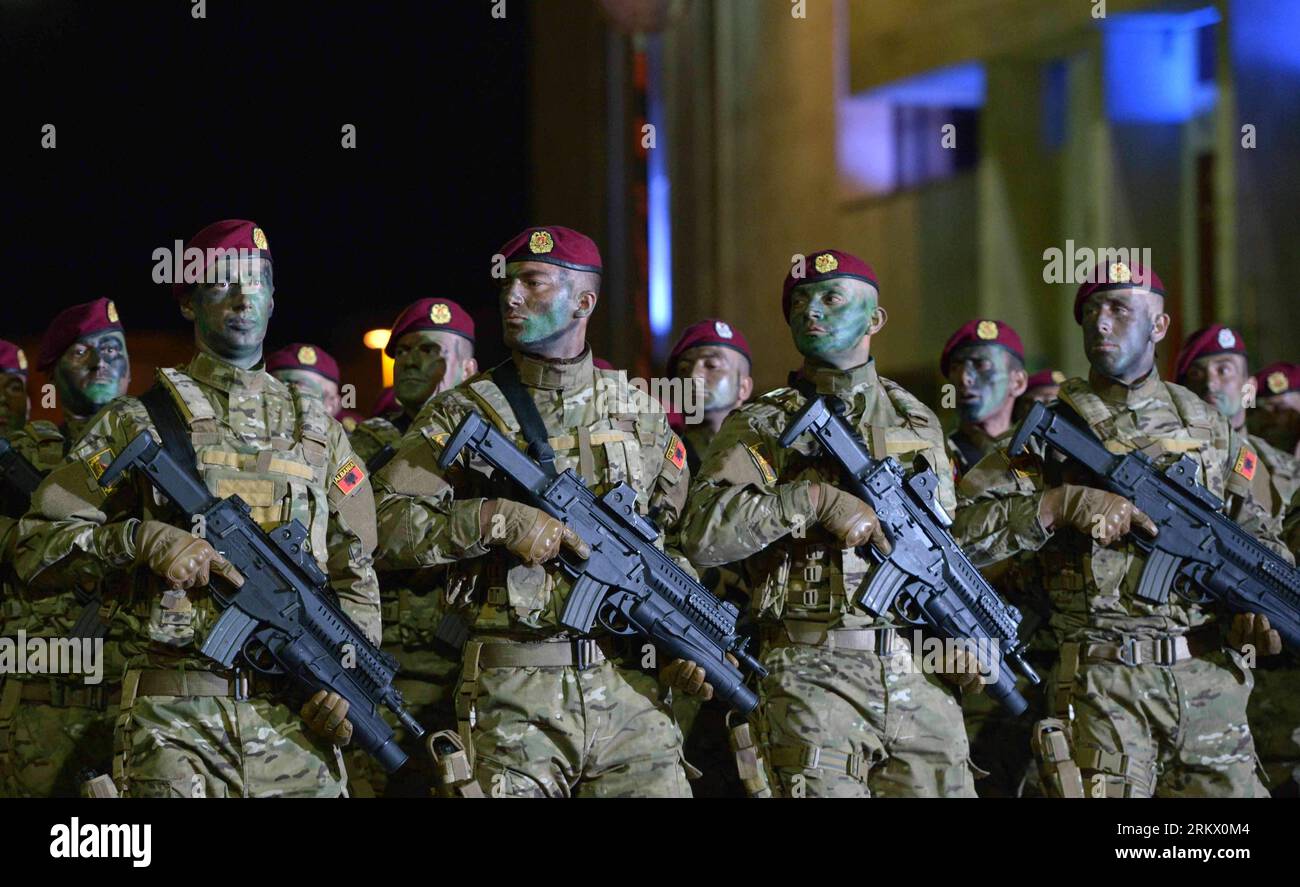 Albanian soldiers hi-res stock photography and images - Alamy