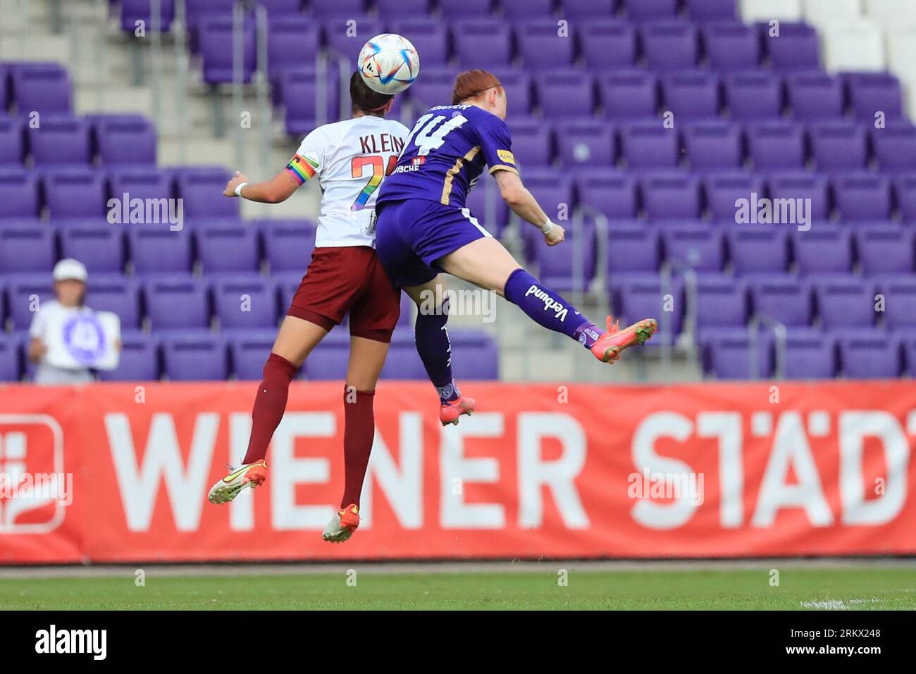 Vanessa viola hi-res stock photography and images - Alamy