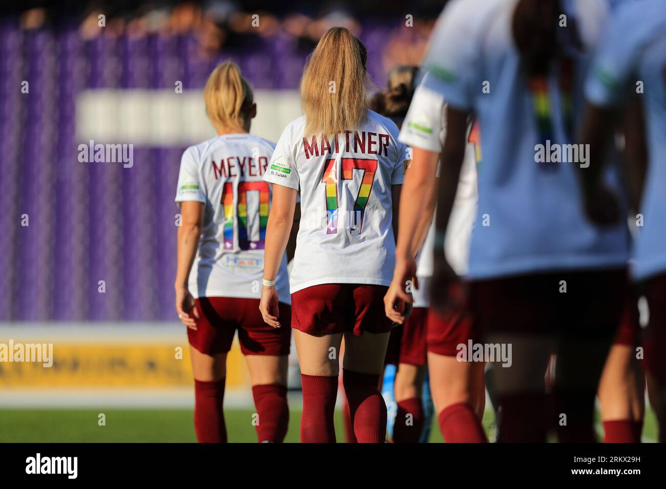 Frauen bundesliga rainbow hi-res stock photography and images - Alamy