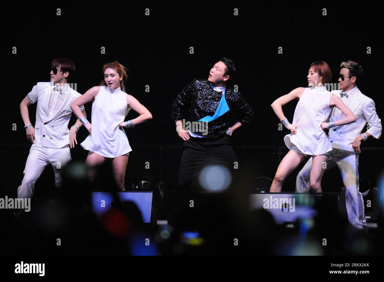 Gangnam style dance hi-res stock photography and images - Alamy