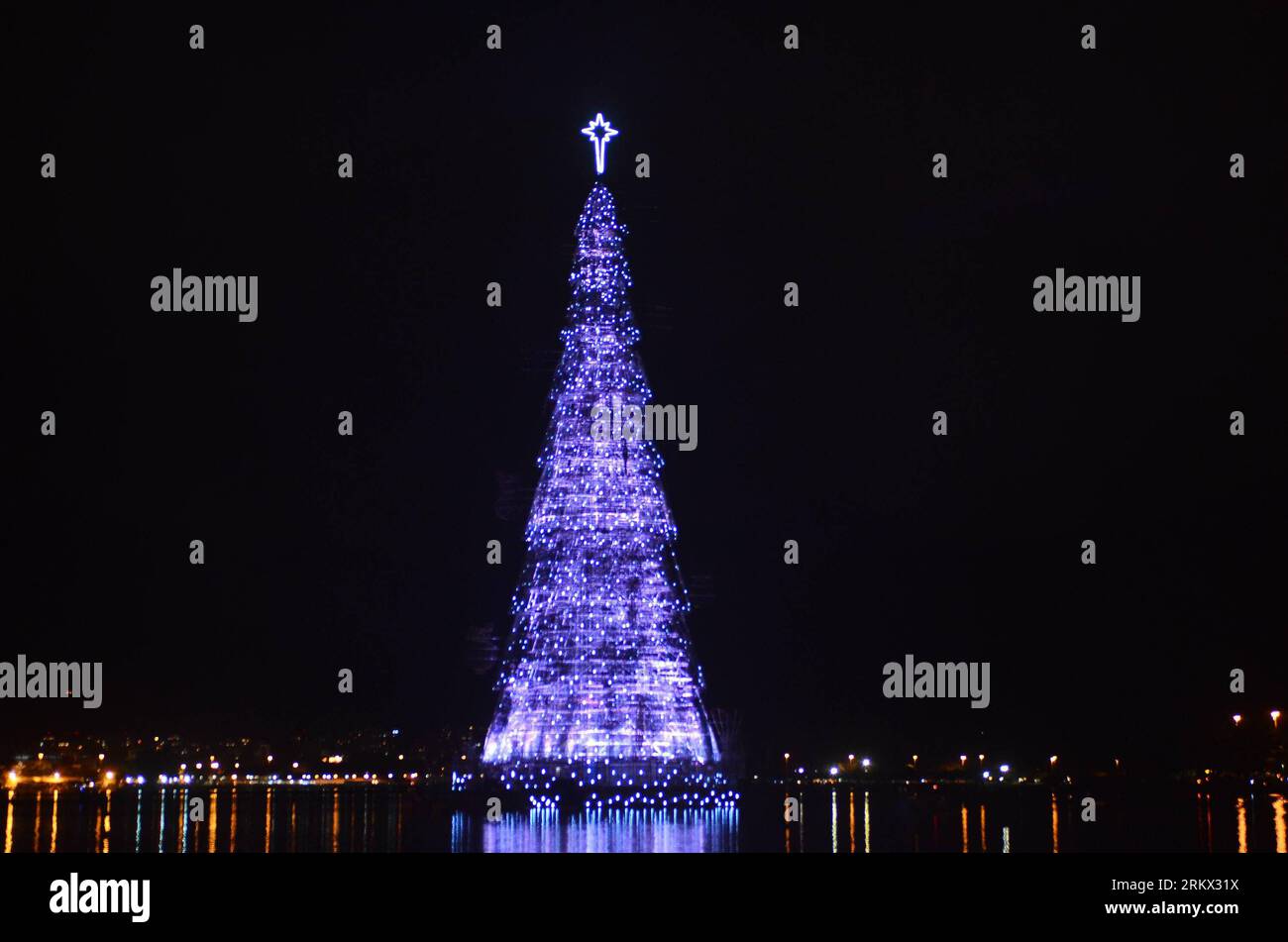 Brazil floating christmas tree hi-res stock photography and images - Alamy