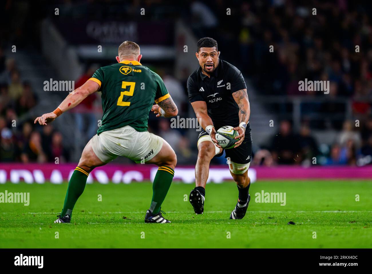 LONDON, UNITED KINGDOM. 25st, Aug 23. Ardie Savea of All Blacks (left ...