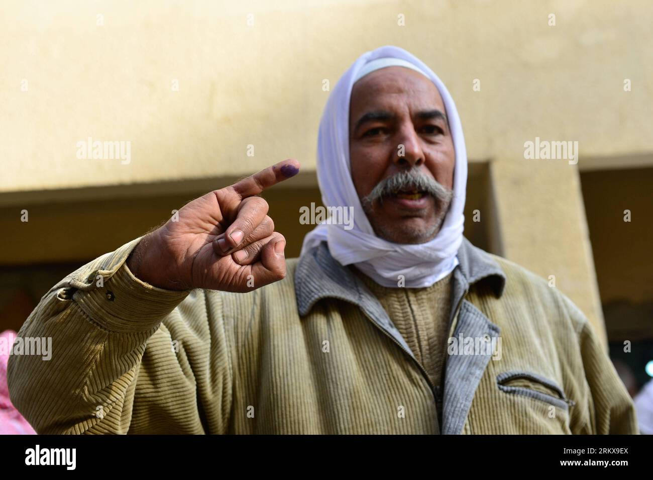 Egyptian man shows finger after hi-res stock photography and images - Alamy