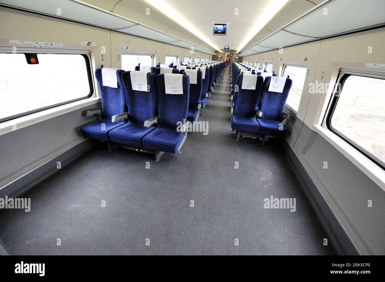Interior second class hi-res stock photography and images - Alamy