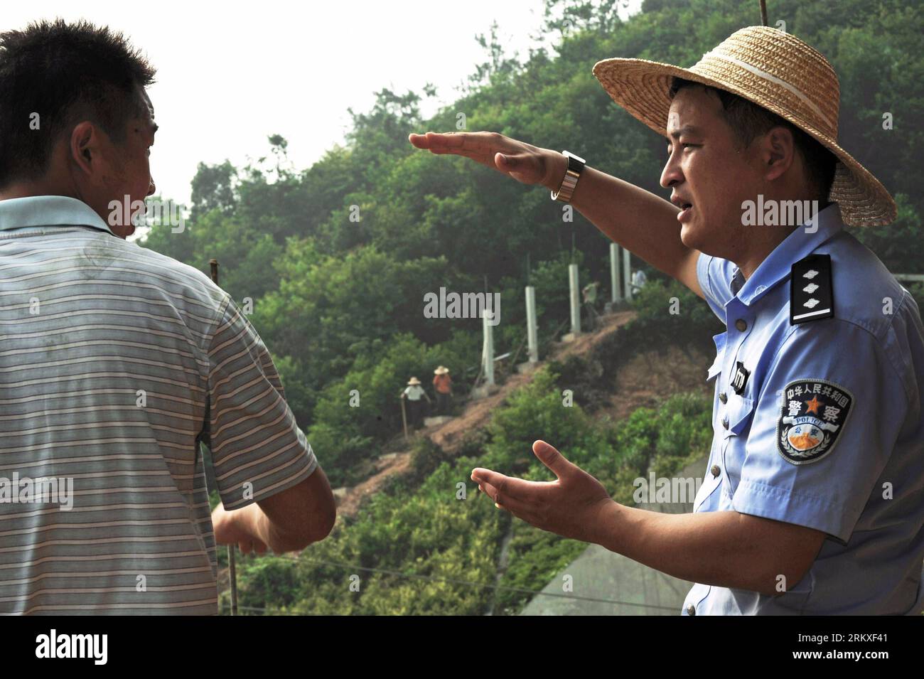 Consruction worker hi-res stock photography and images - Alamy