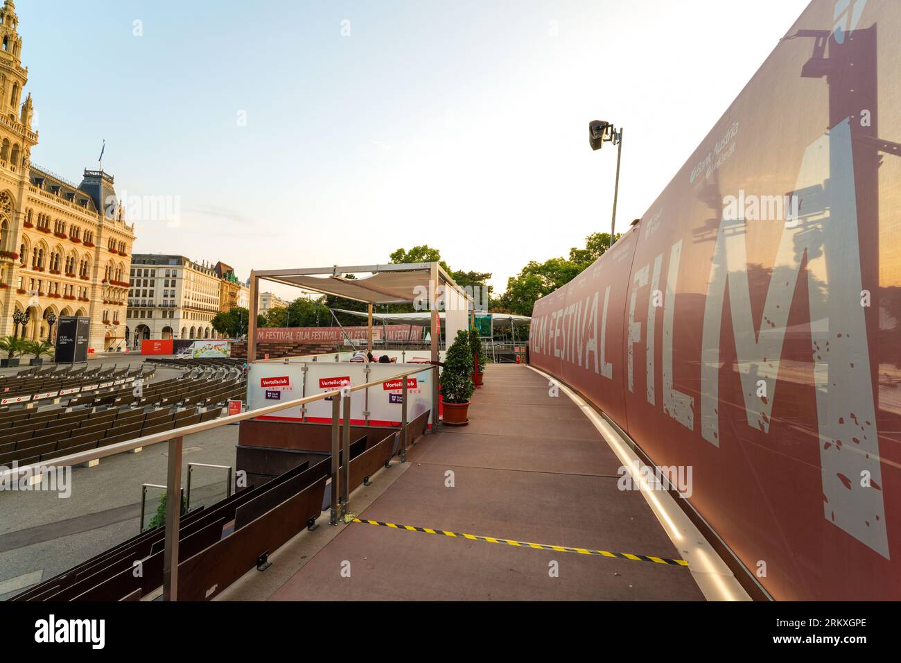 Rathausplatz vienna cinema hi-res stock photography and images - Alamy