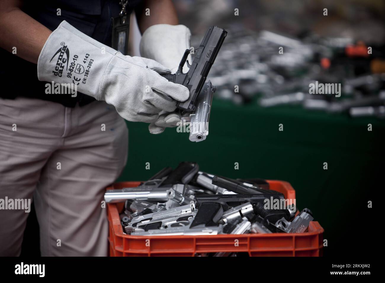 Profeco hi-res stock photography and images - Alamy