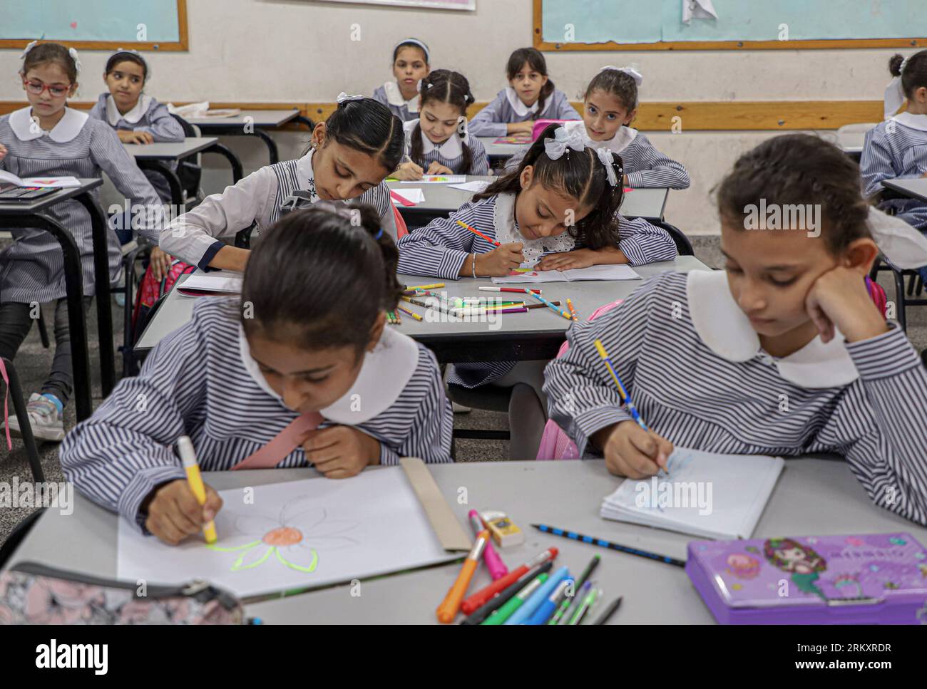 Gaza. 26th Aug, 2023. Palestinian students are pictured in a classroom ...