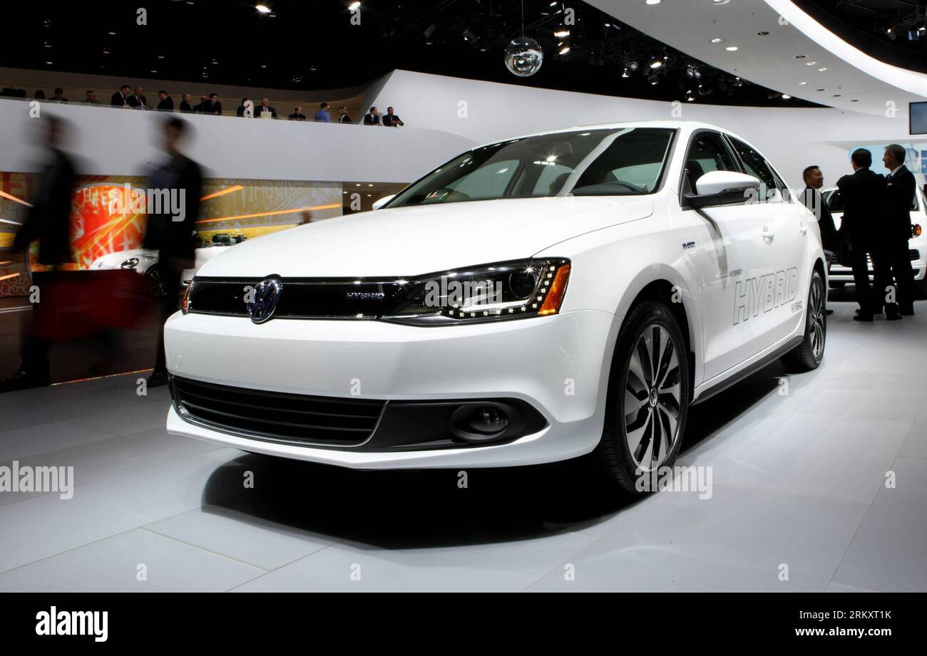 Volkswagen jetta 2013 hi-res stock photography and images - Alamy
