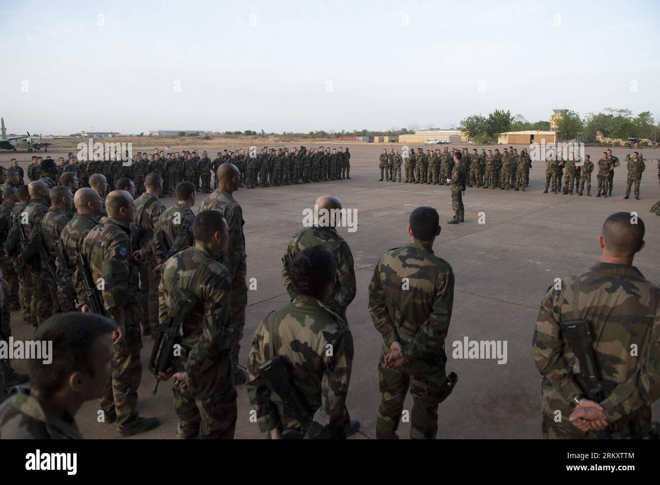 Mali militar hi-res stock photography and images - Alamy