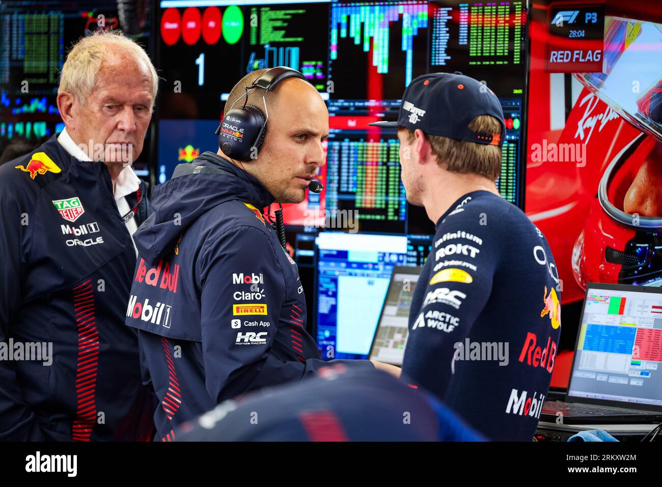 LAMBIASE Gianpiero, Race Engineer of Max Verstappen, VERSTAPPEN Max ...
