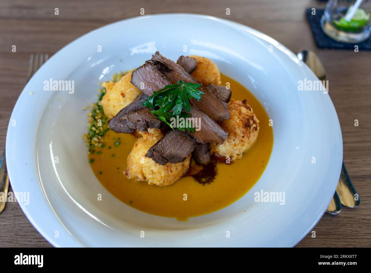 Potato vadas hi-res stock photography and images - Alamy