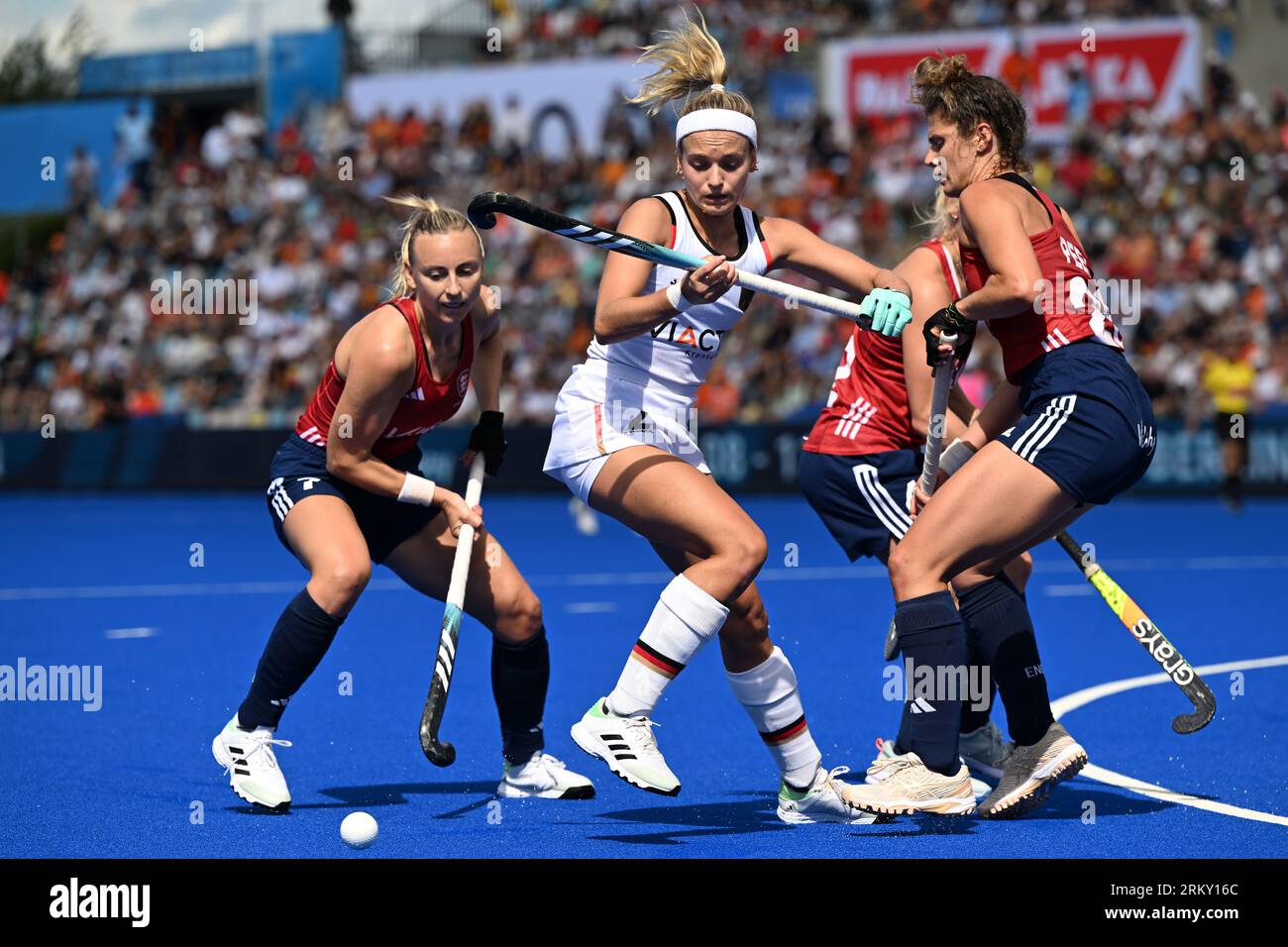 Hannah horn hi-res stock photography and images - Alamy