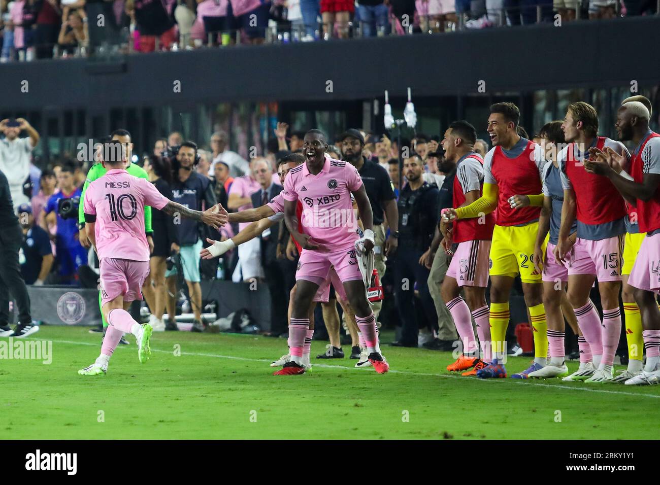 Lionel Messi celebrating - Inter Miami CF v Cruz Azul at DRV PNK ...