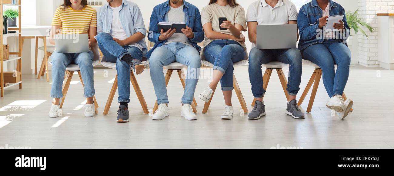 Banner with legs hi-res stock photography and images - Alamy