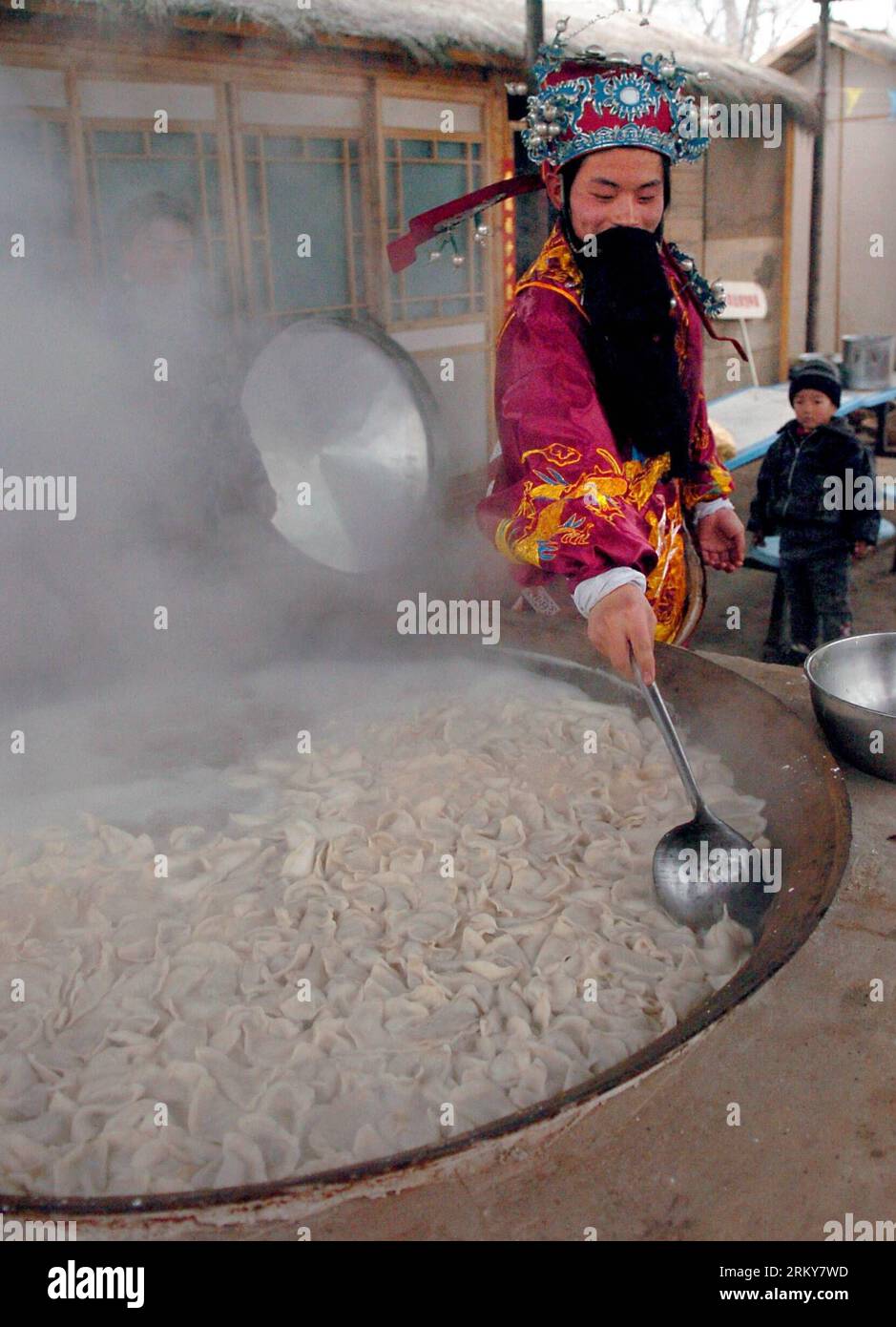 Kitchen god hi-res stock photography and images - Alamy