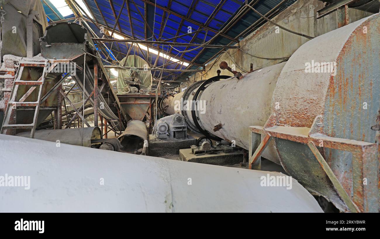 Compound fertilizer production line in a factory, China Stock Photo - Alamy