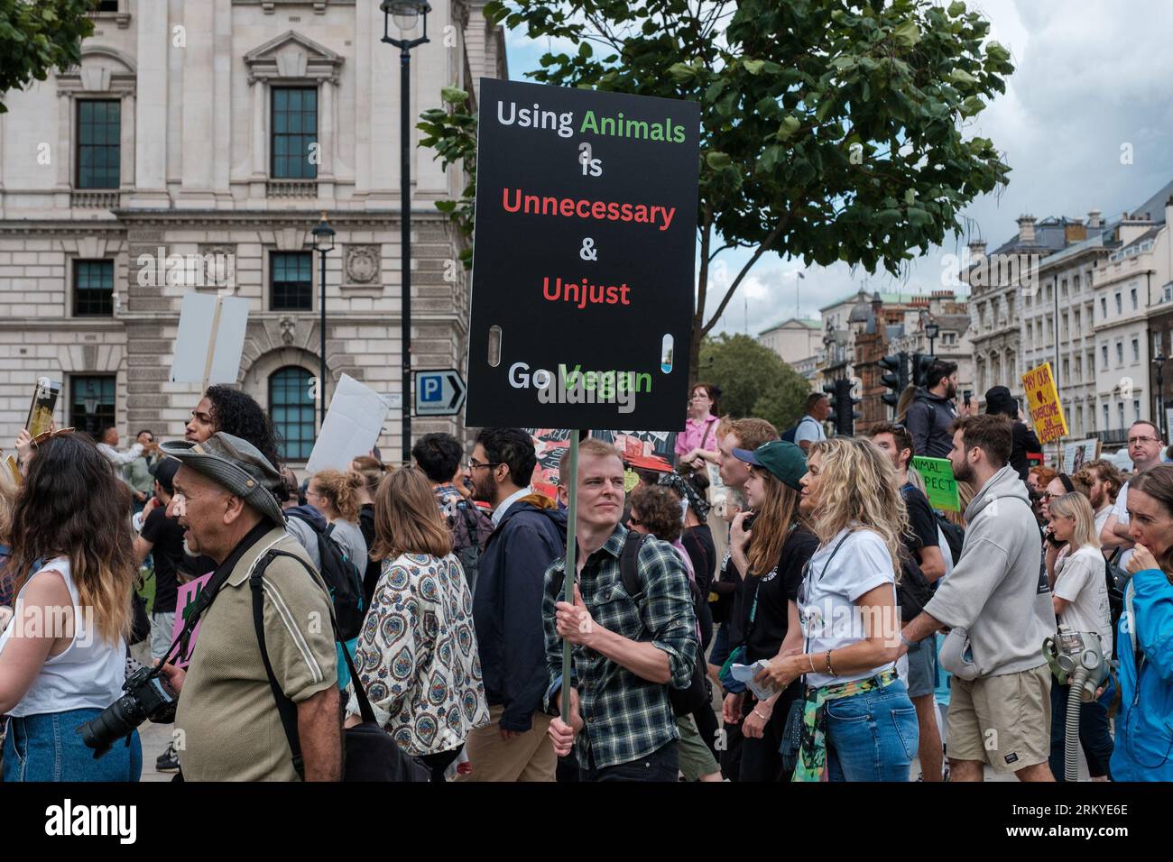 Animal Rising holds the National Animal Rights March through the ...